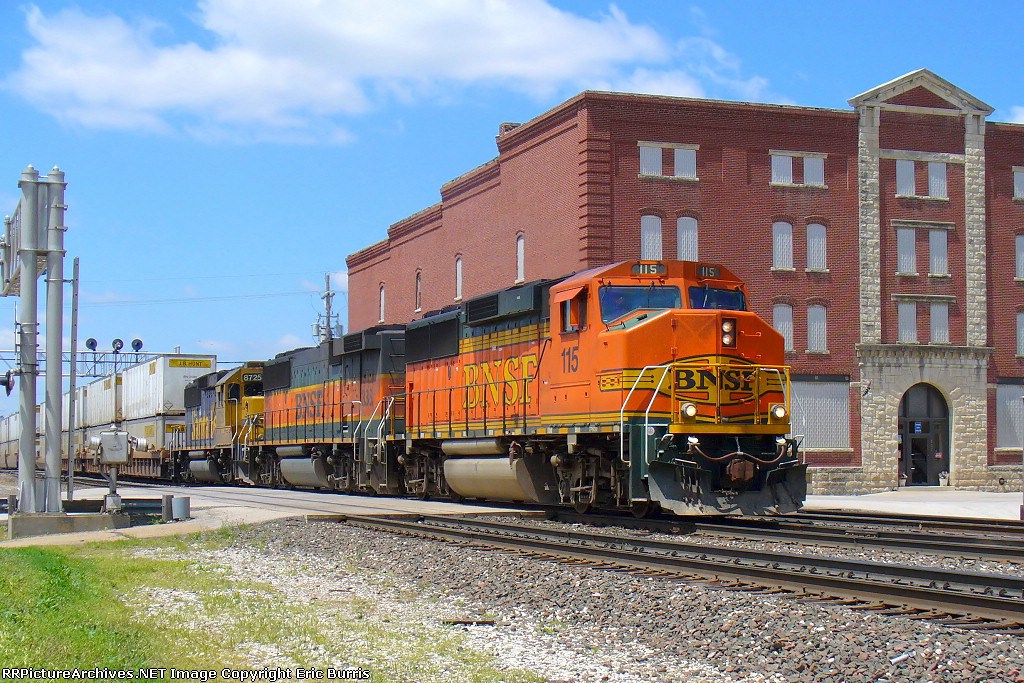 BNSF 115 east